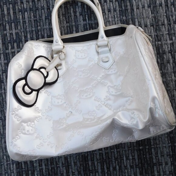 Loungefly | Bags | Loungefly Hello Kitty Speedy Satchel Bag Pearl Large ...